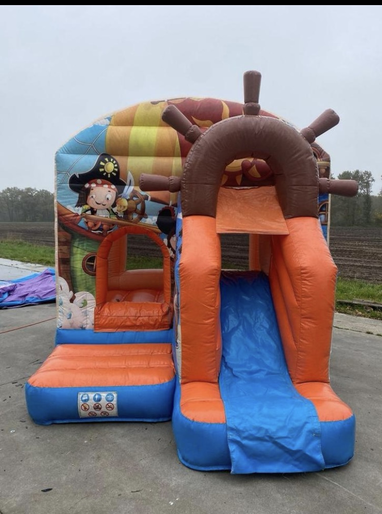 Piraten springkussen met glijbaan - BN Bounce